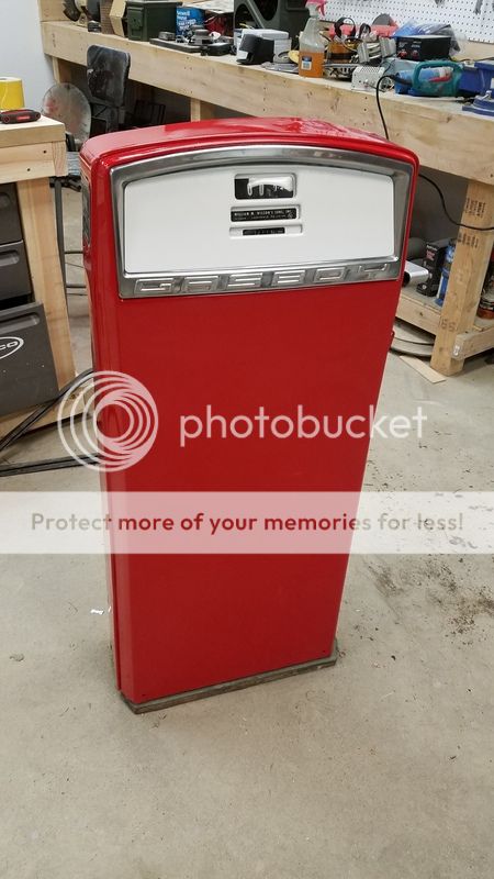 My old IH Red 1965 Gasboy 390 pump | BinderPlanet.com