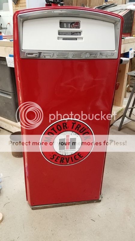 My old IH Red 1965 Gasboy 390 pump | BinderPlanet.com