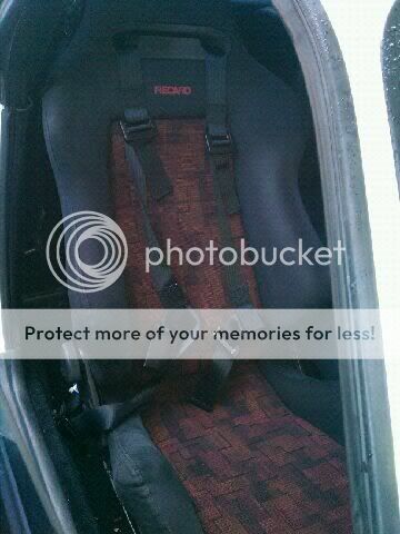 Mr2 Goodies. recaro seats,trd front strut and more