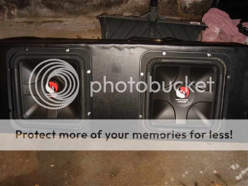 FS :: Kicker Solo-Baric L5 Subs in Black Leather Box | VW Vortex ...